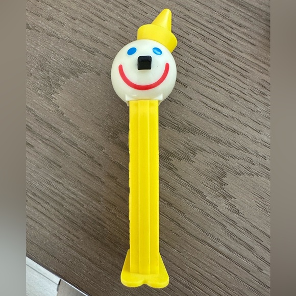PEZ | Toys | Vintage Retired Jack N The Box Yellow Pez 999 | Poshmark
